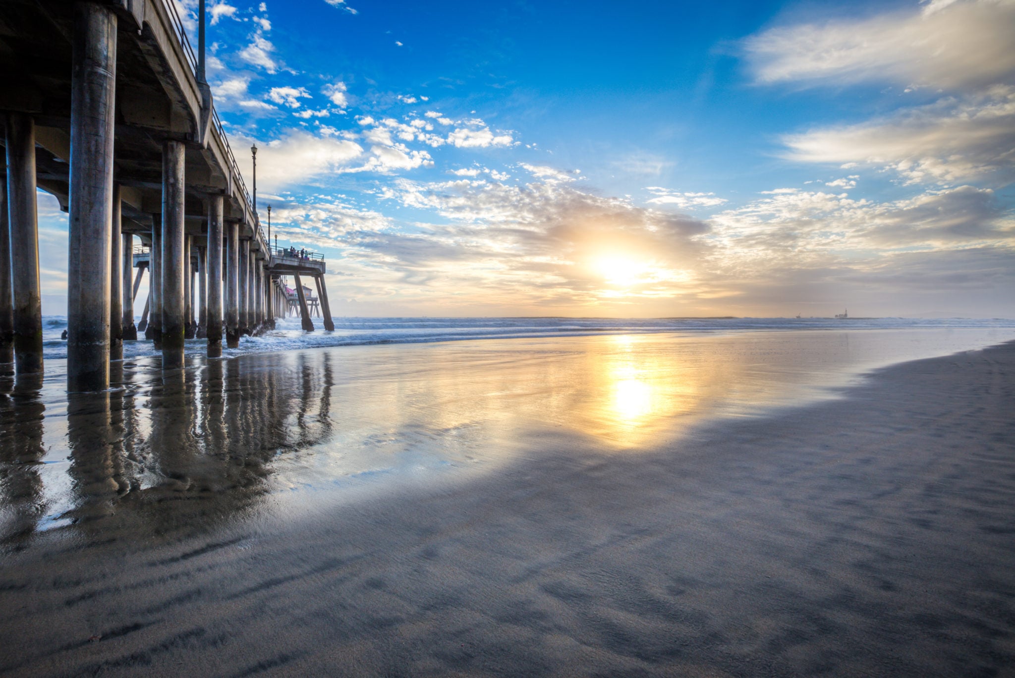 What Time is Sunrise and Sunset in Huntington Beach, CA?