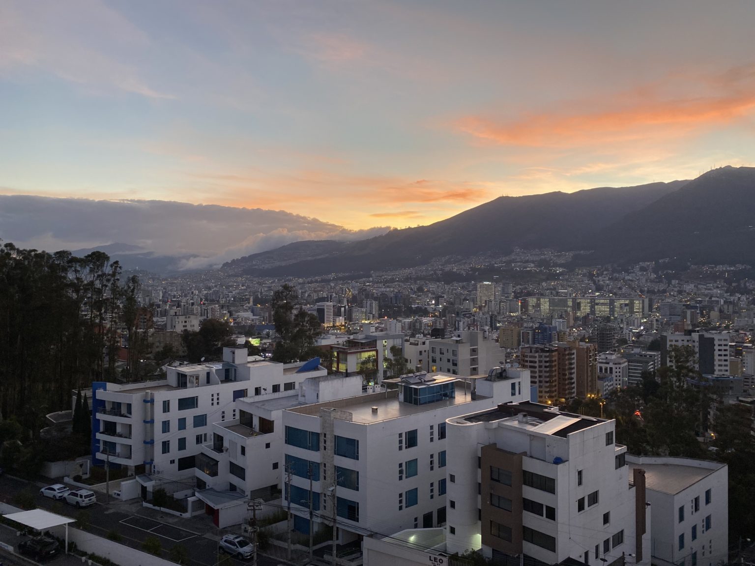 What Time is Sunrise and Sunset in Quito, Ecuador?
